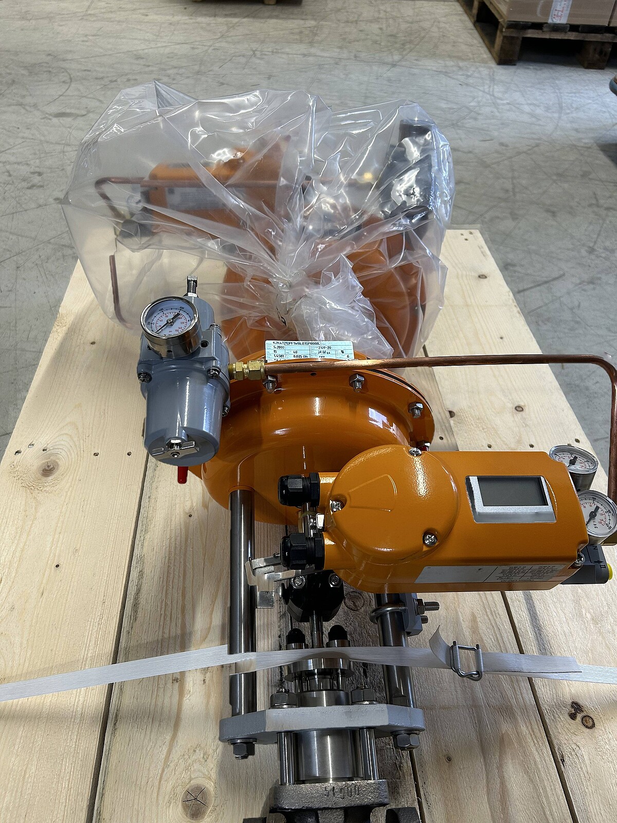 Hydrogen and oxygen valves for electrolyser from Battolyser Systems